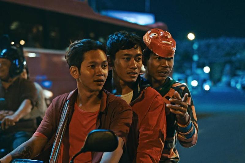 Críticas: Crítica de “White Building”, de Kavich Neang (MUBI) - Otros Cines